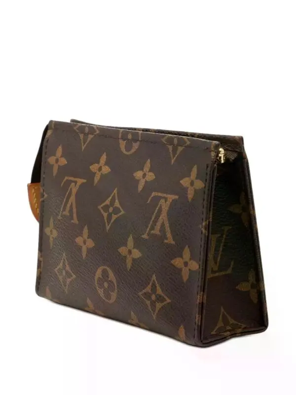 LOUIS VUITTON Monogram Toiletry 15 Pouch