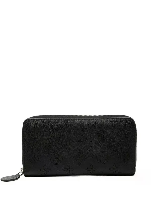 LOUIS VUITTON 2021-2026 Monogram Mahina Zippy Wallet Long Wallets - Black