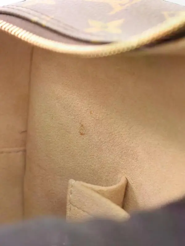 LOUIS VUITTON Monogram Canvas Cite Gm Shoulder Bag