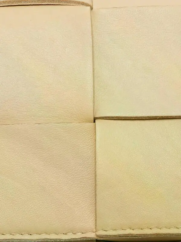 Bottega Veneta Cassette Intrecciato Belt Bag - Neutrals