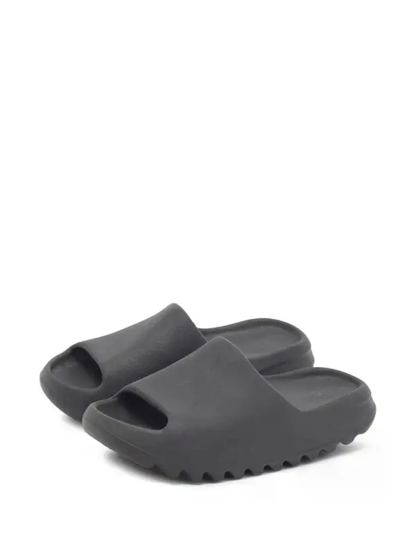ADIDAS X YEEZY Yeezy Onyx Slides