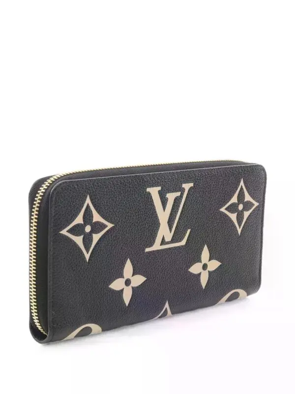LOUIS VUITTON 2021 Monogram Zip Wallet - Black