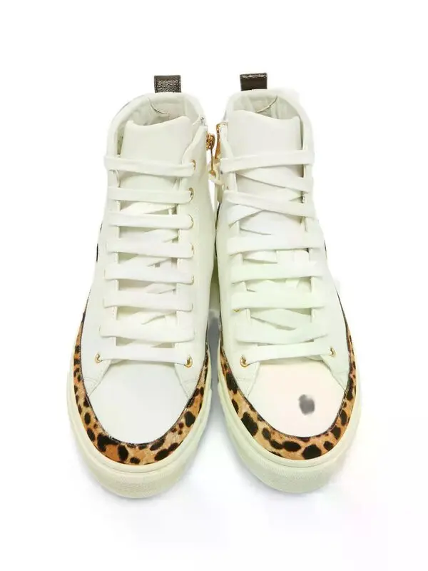 LOUIS VUITTON Stellar Monogram Sneakers - White