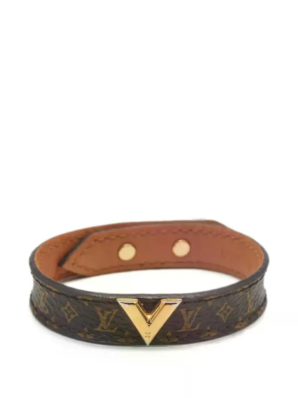 LOUIS VUITTON Essential V Monogram Bracelet