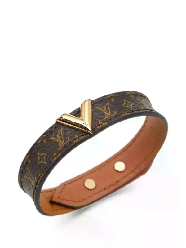 LOUIS VUITTON Essential V Monogram Bracelet