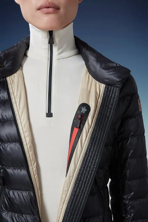 Moncler Walibi Short Down Jacket