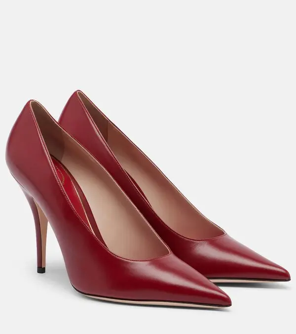 Valentino Garavani Pointed Toe Leather Pumps - Red