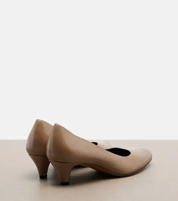 THE ROW Ornella Leather Pumps - Brown