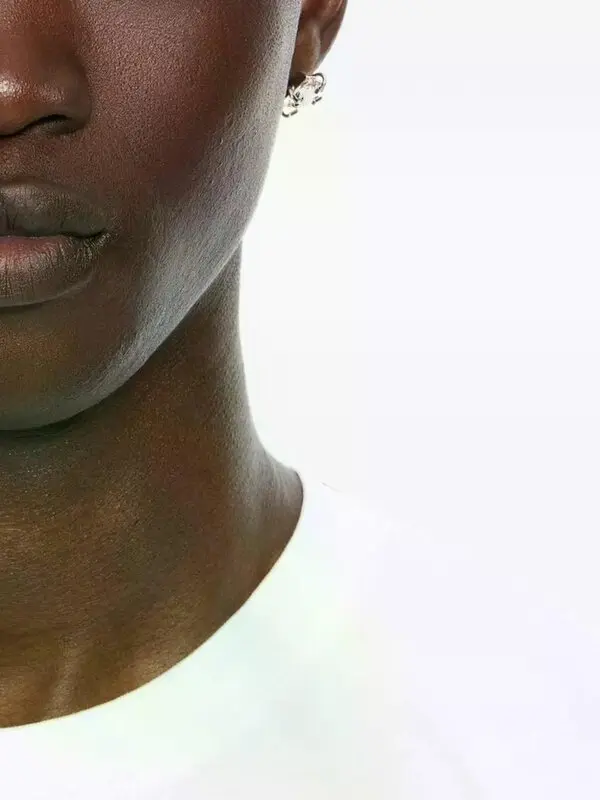 Off-White Tone Strass-set Square Design Single Earring