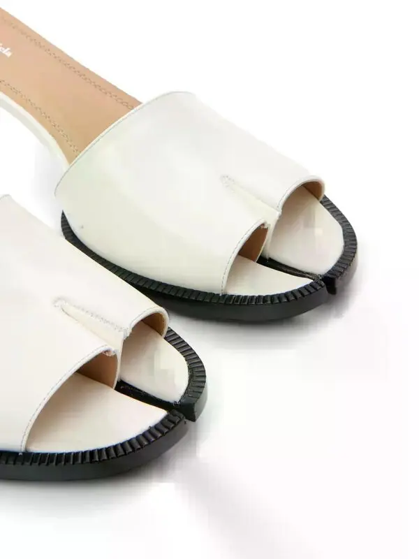MAISON MARGIELA Tabi Leather Sandals
