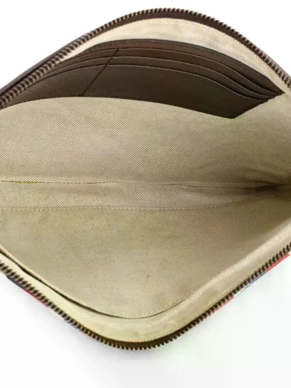 Gucci Gg Coated Canvas Applique Clutch Bag - Brown