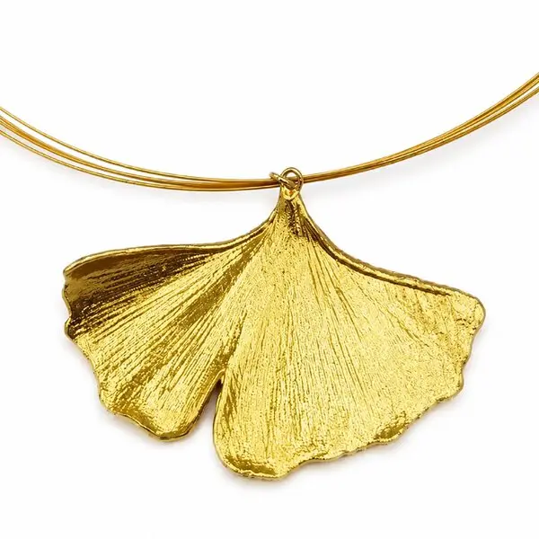 MOTHER NATURE JEWELRY 14k -plated Ginkgo Biloba Leaf Pendant Necklace - Gold