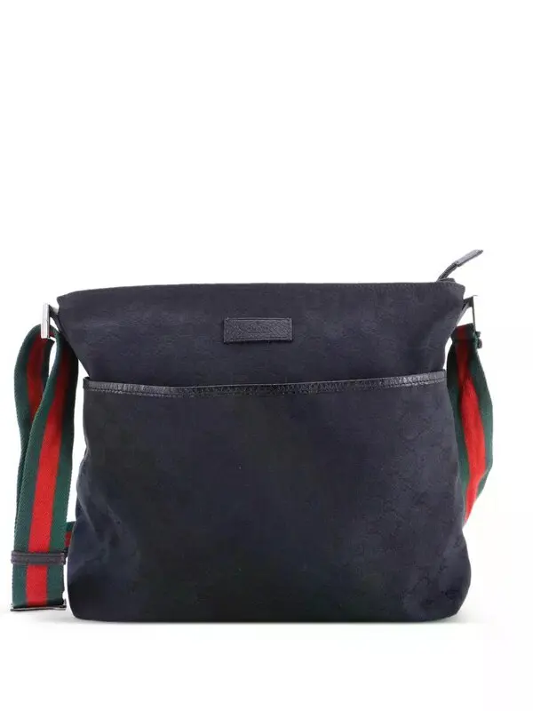 Gucci Gg Canvas Medium Messenger Bag