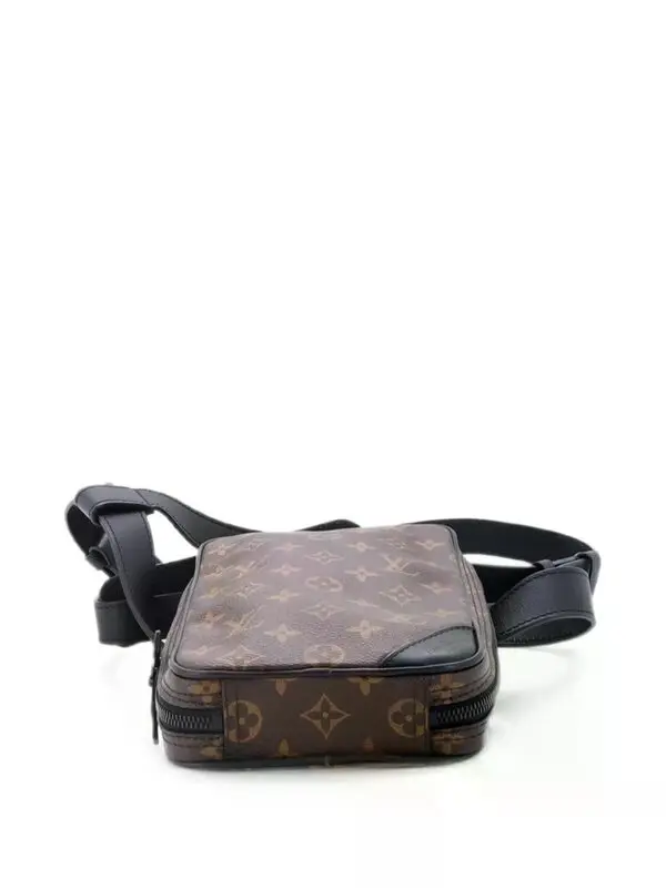 LOUIS VUITTON Monogram Canvas Solar Ray Utility Side Bag