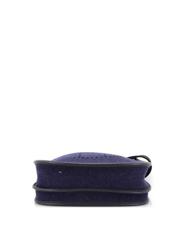 Hermès Pm Evelyne Bag Gen Iii Felt - Blue