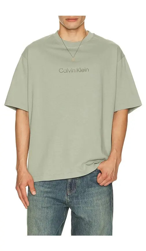 Calvin Klein Relaxed Standard Logo Crew Neck Tee In Green - Shadow