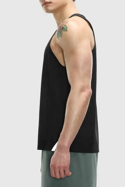 PELOTON Run Interlock Stride Singlet - Black