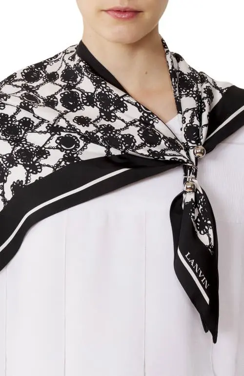 LANVIN Marguerite Motif Top With Jewelry Fastener