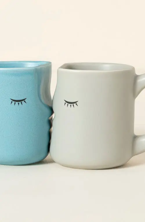 UNCOMMON GOODS The Kissing Mugs - Gray