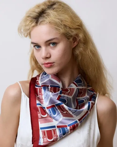LOST PATTERN Square Arch Silk Bandana