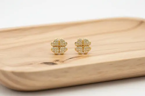 SEVEN SAINTS Peridot Clover Pave Stud Earrings