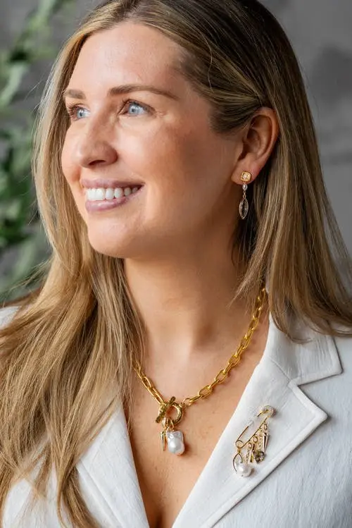 LONI PAUL JEWELRY Charmed Brooch