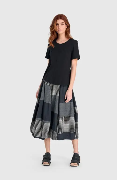 Alembika Essential Shaped Tee