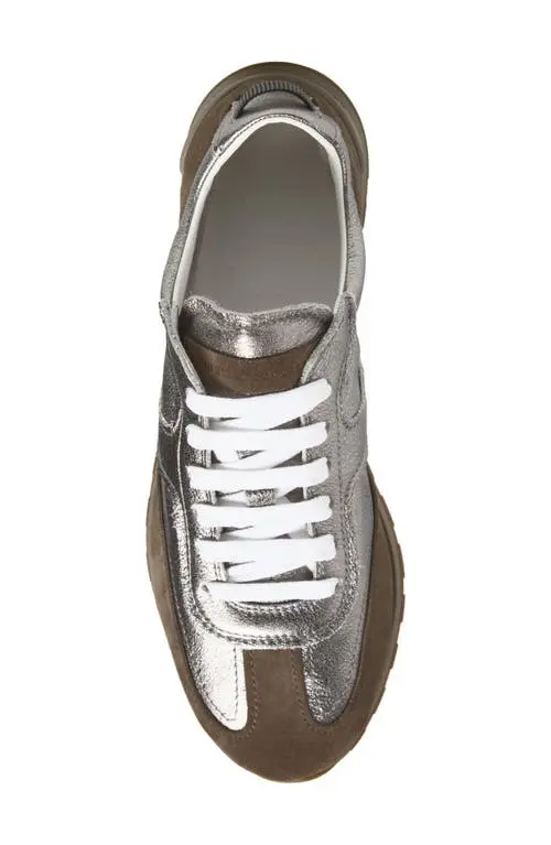 Brunello Cucinelli T-toe Low Top Runner Sneaker