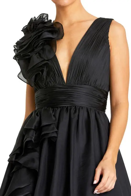 Mac Duggal Petite Ruffle Shoulder V-neck Chiffon Gown - Black