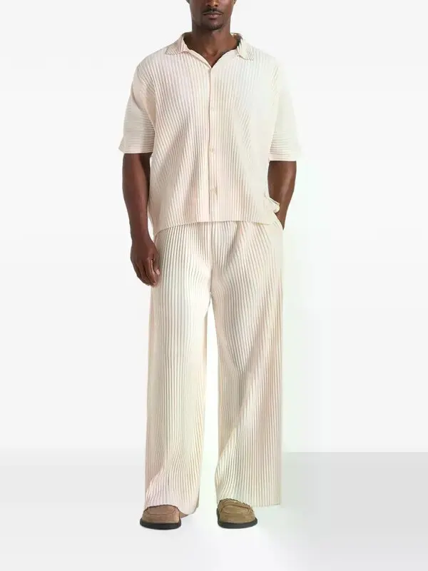 Manière De Voir Justin In Cream Pleated Boxy Shirt - Neutrals