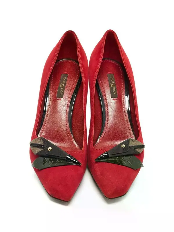 LOUIS VUITTON Suede Pointed-toe Pumps
