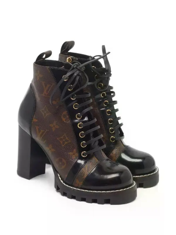 LOUIS VUITTON Star Trail Ankle Boots
