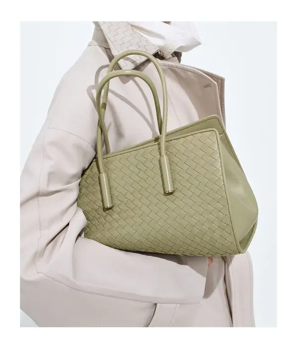 Bottega Veneta Small Barbara Tote