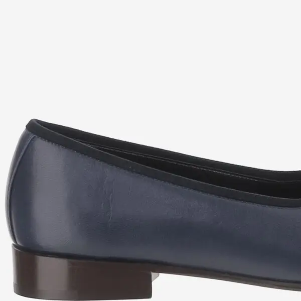 THE ROW Round-toe Loafers