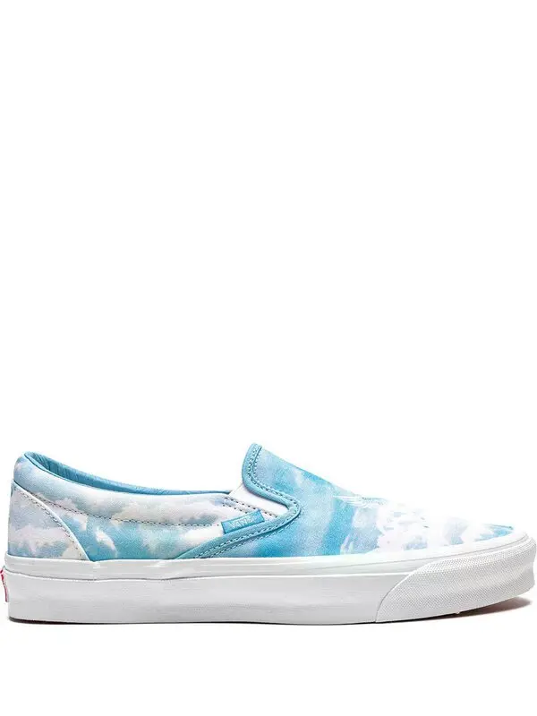 VANS X Kith Og Classic Slip-on "clouds" Sneakers - Blue