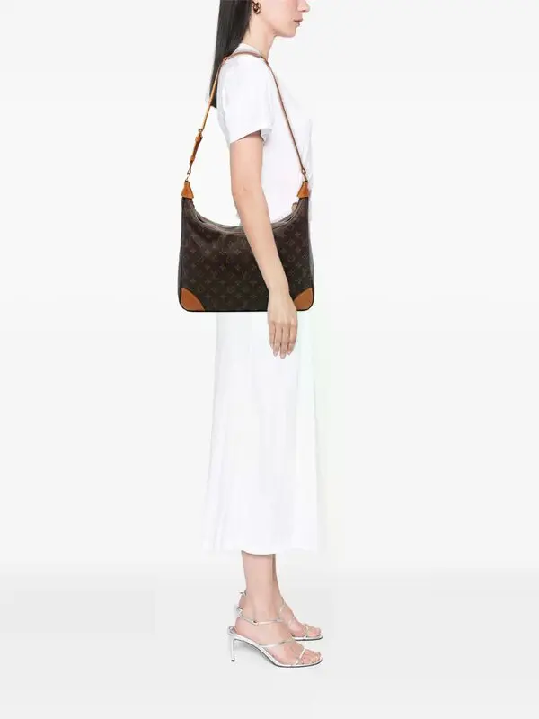 LOUIS VUITTON Monogram Boulogne Gm Shoulder Bag