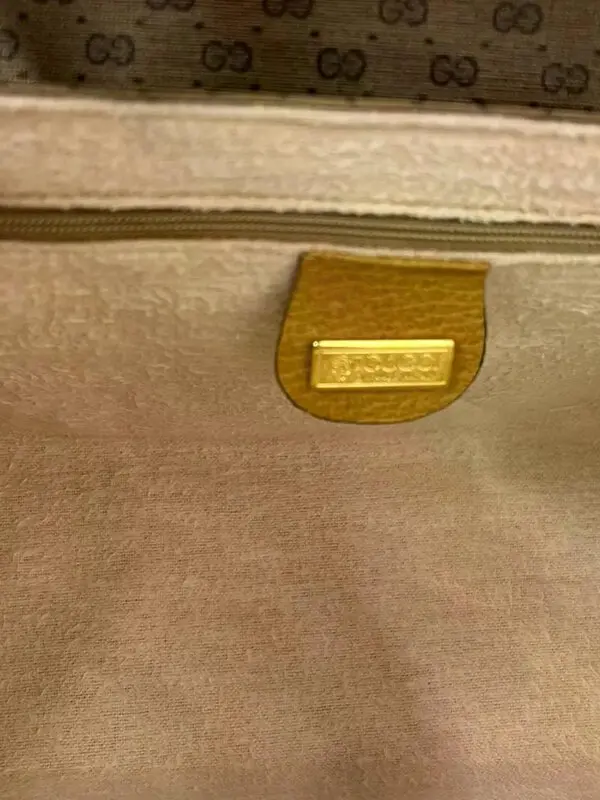 Gucci Micro Gg Supreme Canvas Tote Bag - Neutrals