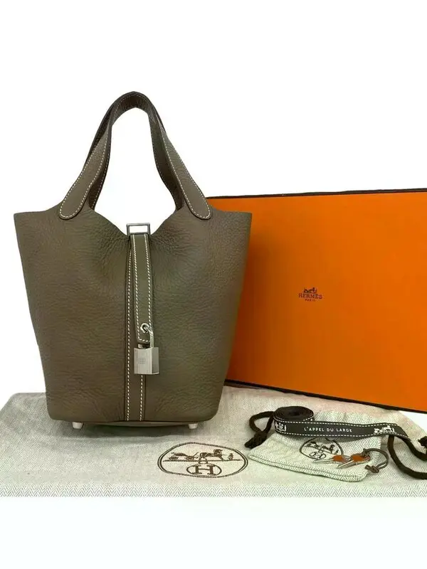 Hermès Clemence Picotin Lock 18 Handbag