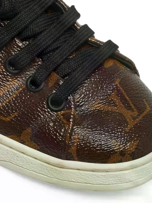 LOUIS VUITTON Monogram Canvas Front Row Sneakers