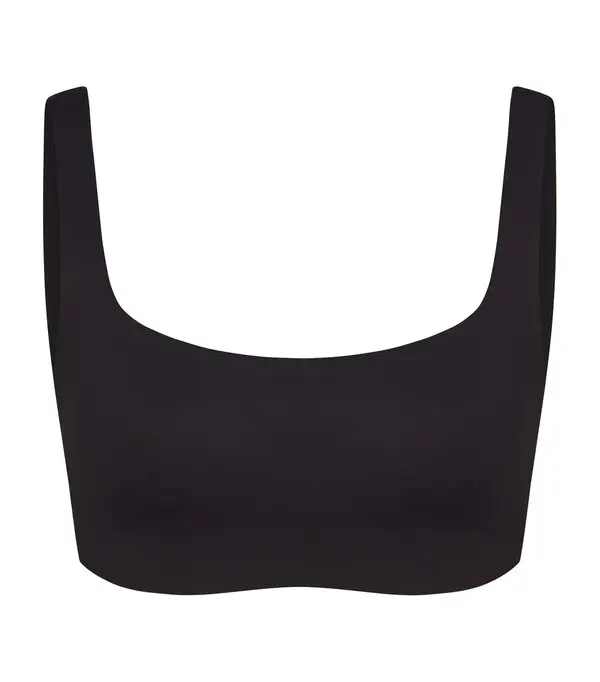 NIKESKIMS Matte Sports Bra - Black