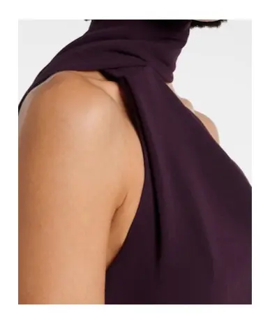 Solace Demi Gown