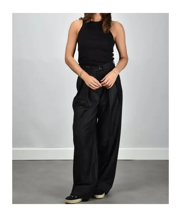 RÓHE Sleeveless Vest