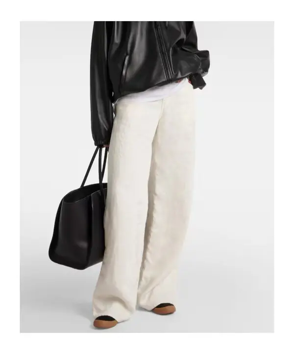 THE ROW Round-toe Low-top Casual Shoes