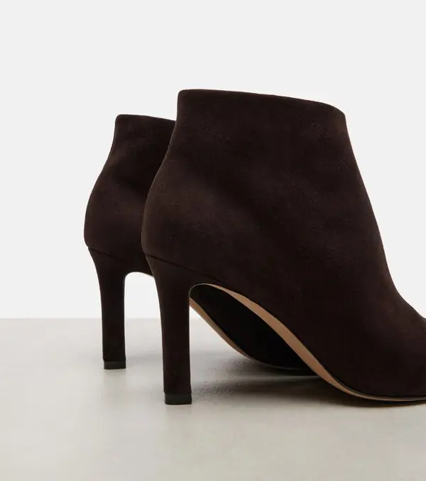 THE ROW Carla Boots
