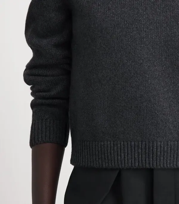 Khaite Leta Cashmere Crew Neck Cropped Sweater