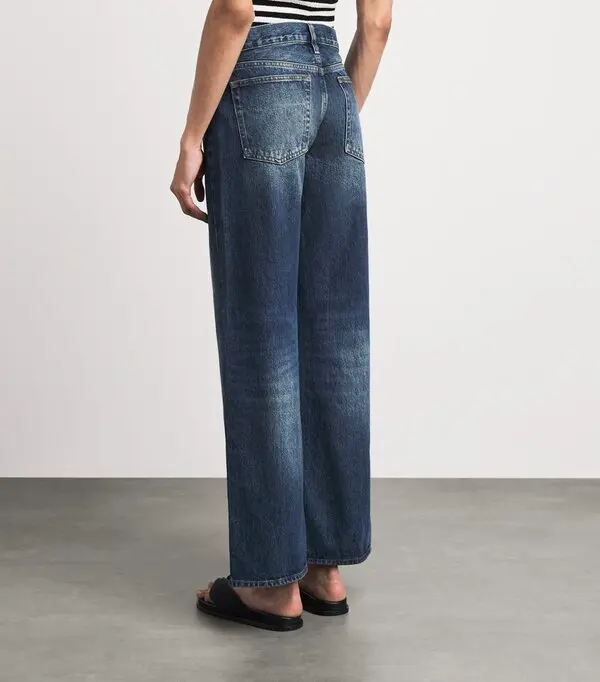 FRAME The Saturday Straight Jeans