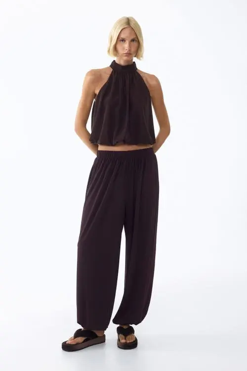 H&M Sleeveless Bubble Hem Top With Stand-up Collar