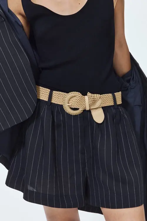 H&M Belted Linen-blend Shorts With Pleats