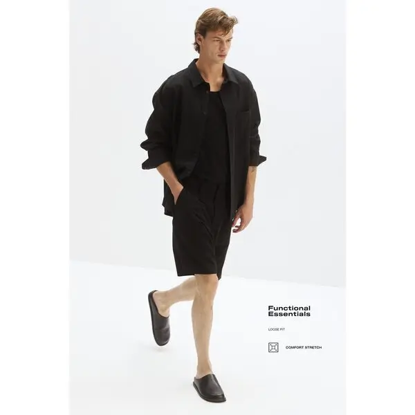 H&m Four-way Stretch Loose Fit Knee-length Shorts - Black
