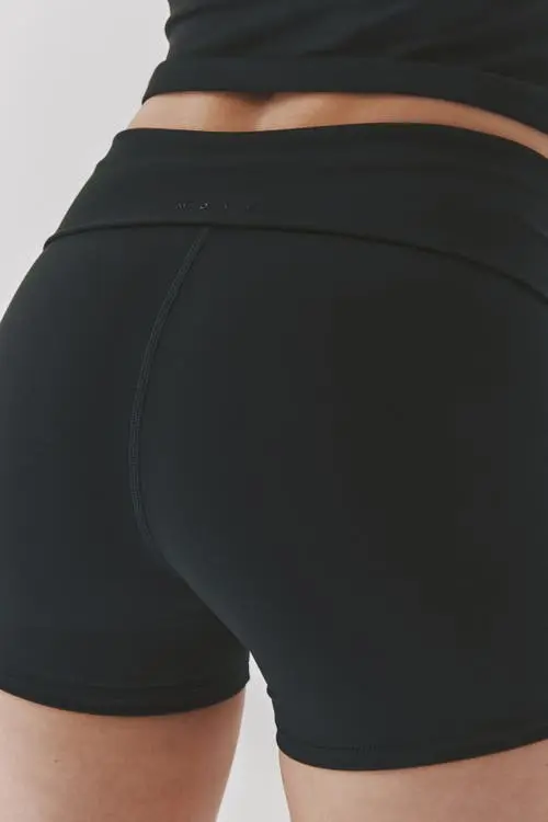 H&M Sports Biker Shorts With Softmove™ And Drymove™ Technology